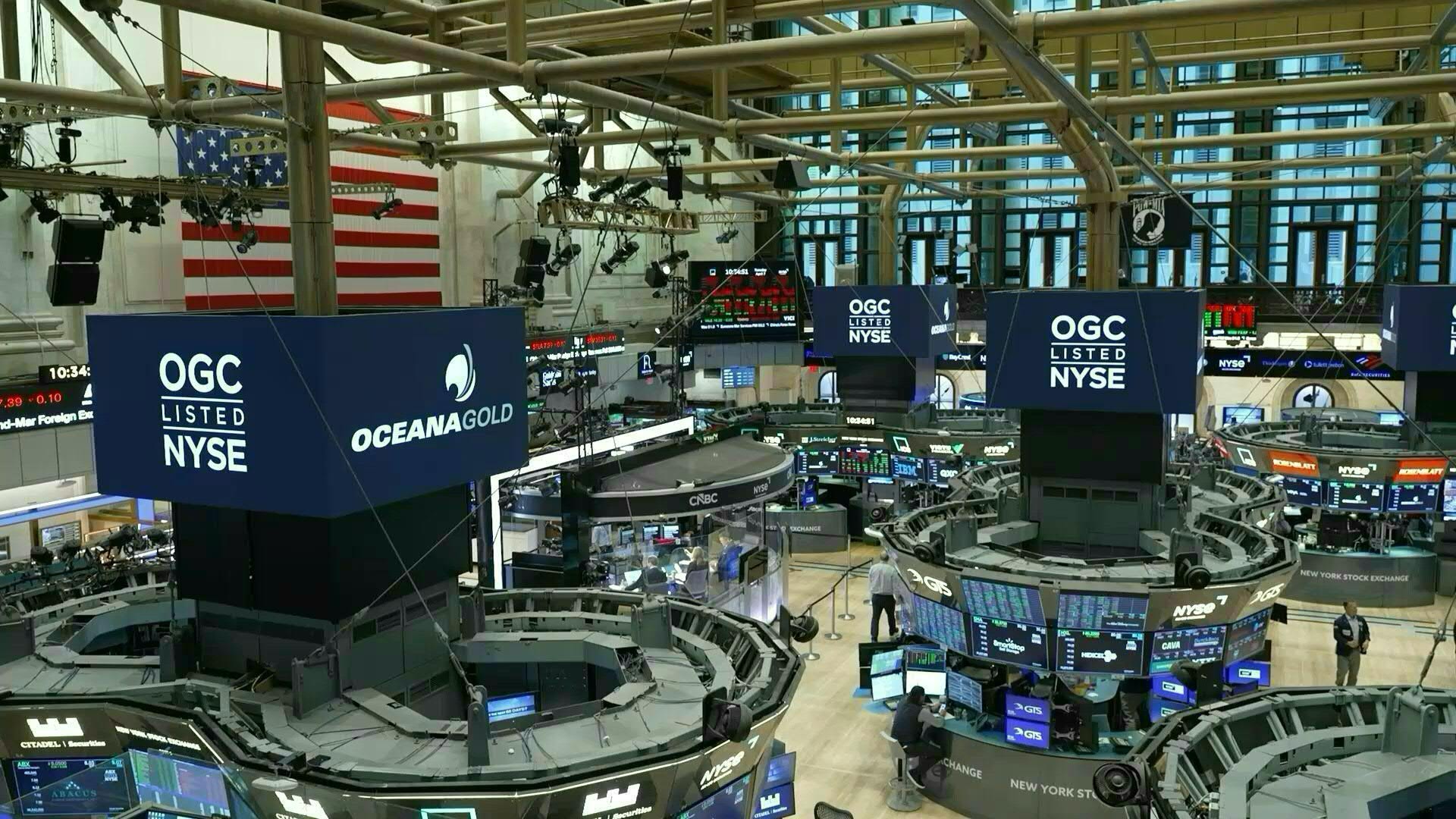 Nasdaq e S&P 500 batem recordes em Wall Street