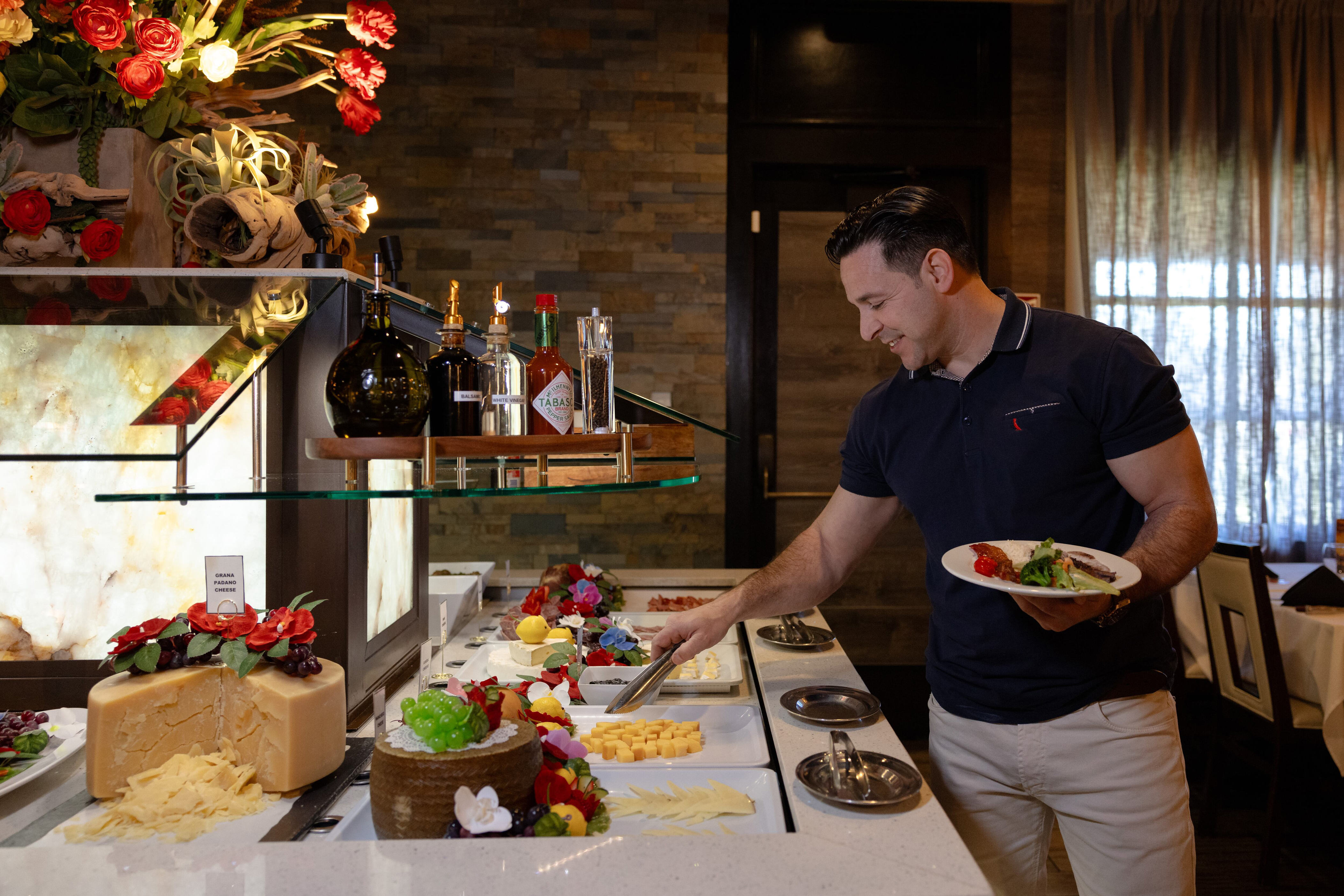 Las Vegas steakhouse offering Father’s Day Southern Brazilian ‘rodizio ...