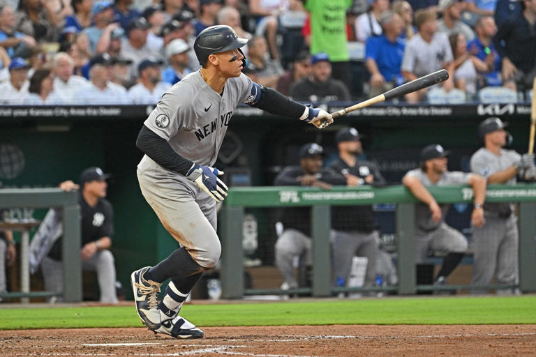 Yankees make franchise history in 24-hit barrage over Royals