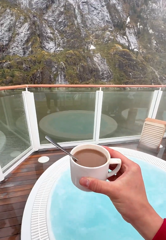Mornings in Alaska: Stunning sunrise views and quiet wilderness moments