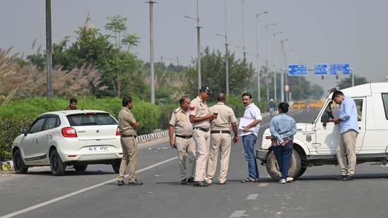 17-year-old shot in head at south Delhi restaurant after chair row ...