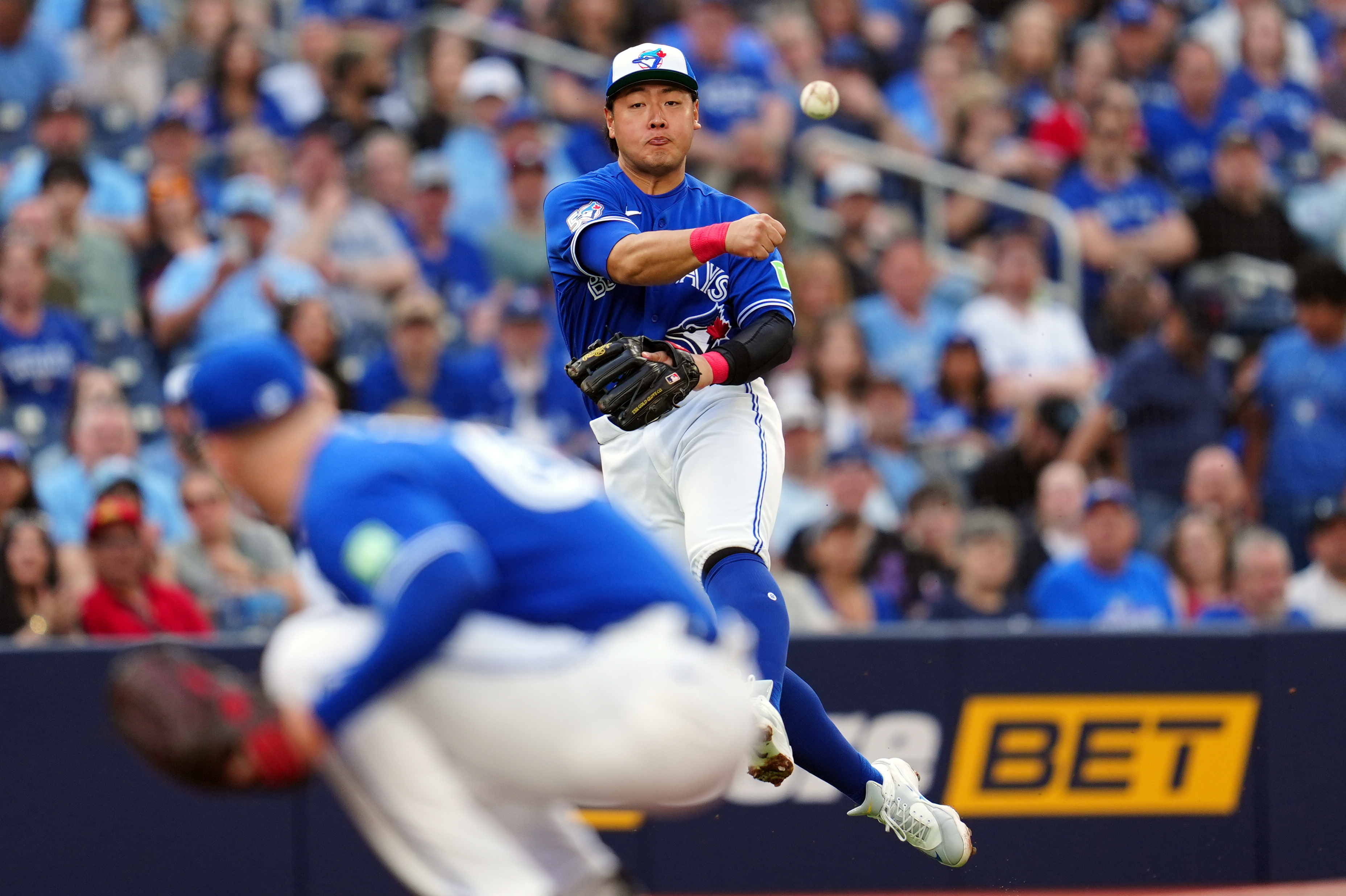 Sánchez hits first career grand slam as Blue Jays win 8-1, snap Marlins ...
