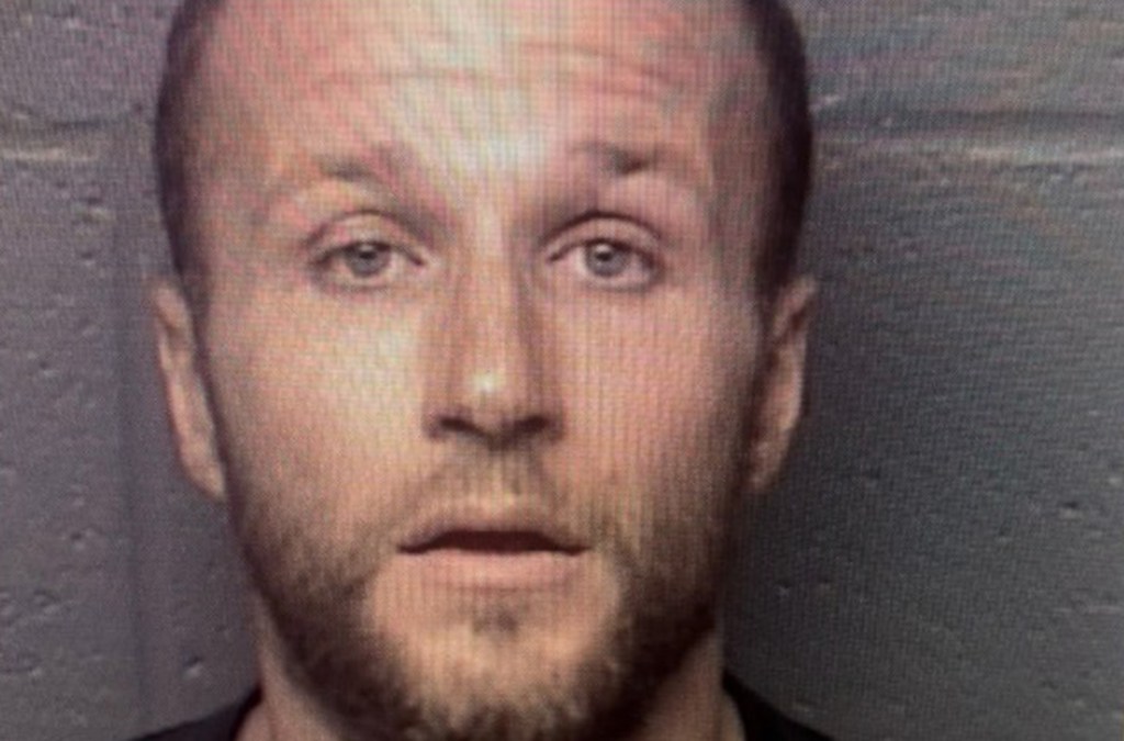 Samurai sword-wielding maniac on the run after trying to carve up man ...