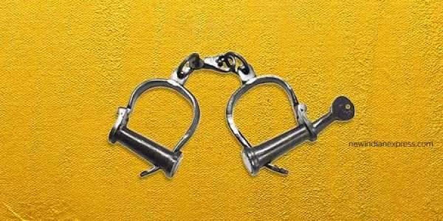 Bengaluru couple arrested for stealing Rs 85 lakh cash and gold from ...