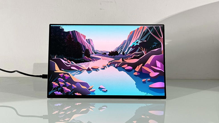 I tested Acer's ProDesigner PE160WUT portable monitor — I loved the ...