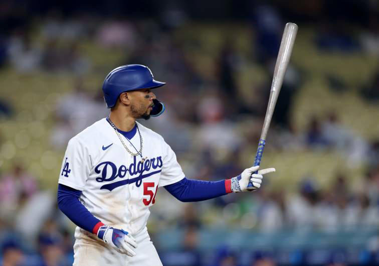 Los Dodgers de Los Ángeles hacen un cambio en Mookie Betts antes del ...