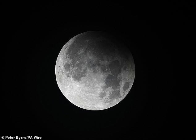 NASA unveils plan to build a city on the moon in just six years