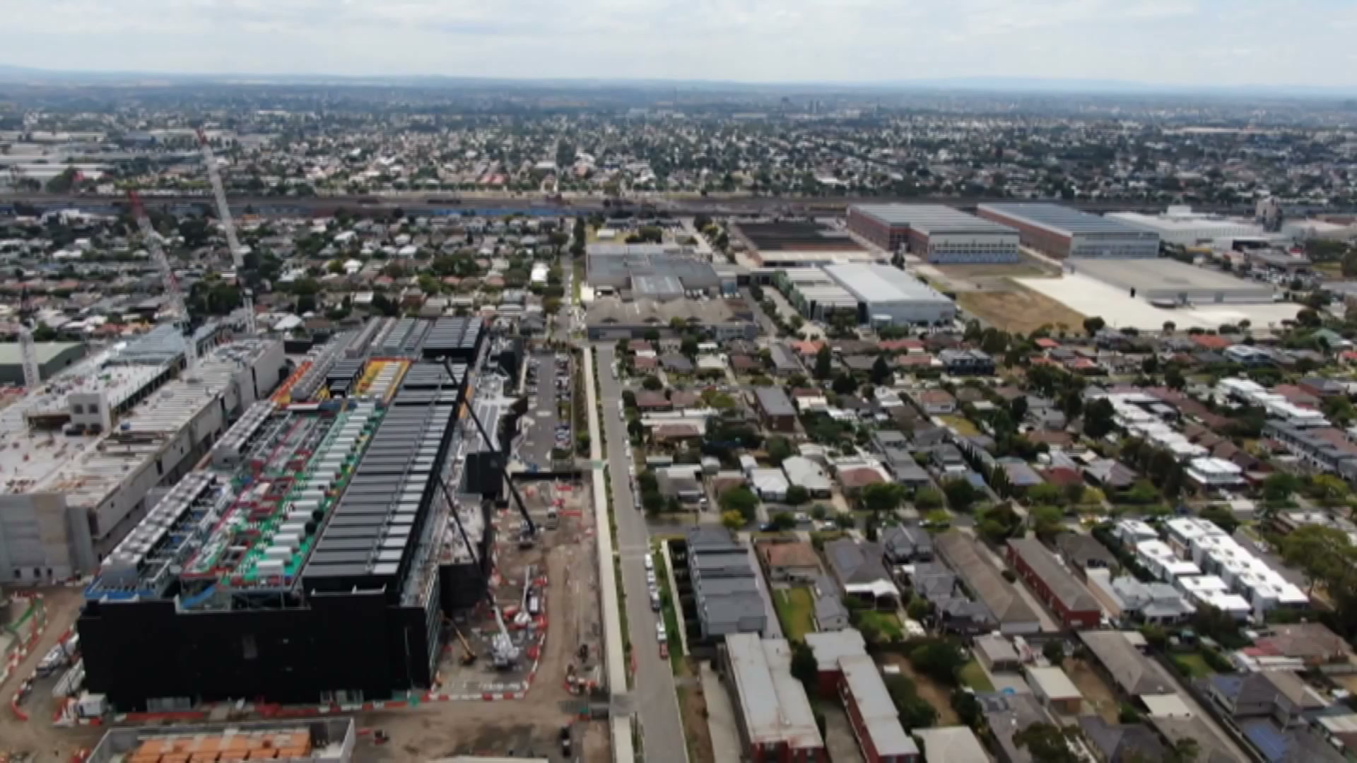 Report warns AI data centre boom threatens Australia’s energy transition