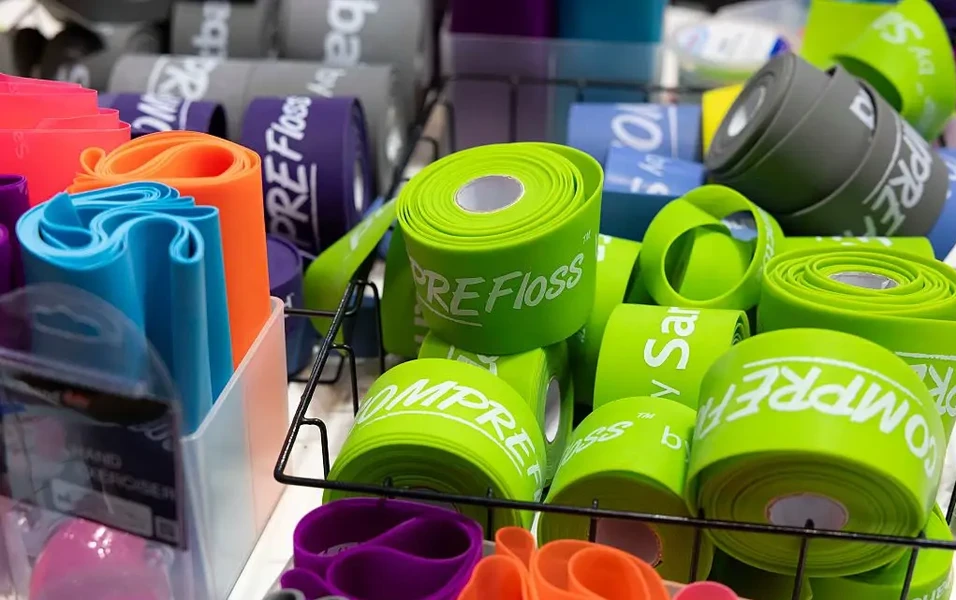 Experts outline efficient full-body training with space-saving gear