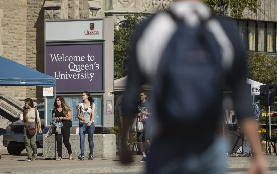 Indigenous youth explore STEM at Queen's in growing program