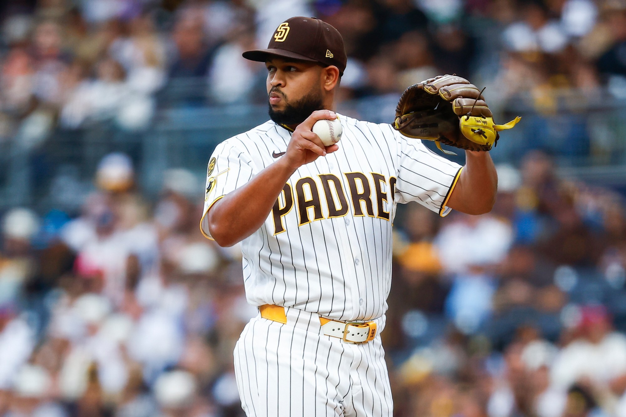 Phillies hold on for series-clinching victory over Padres