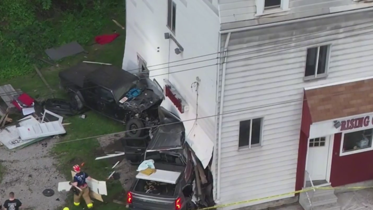 Two vehicles crash into Etna pizza shop