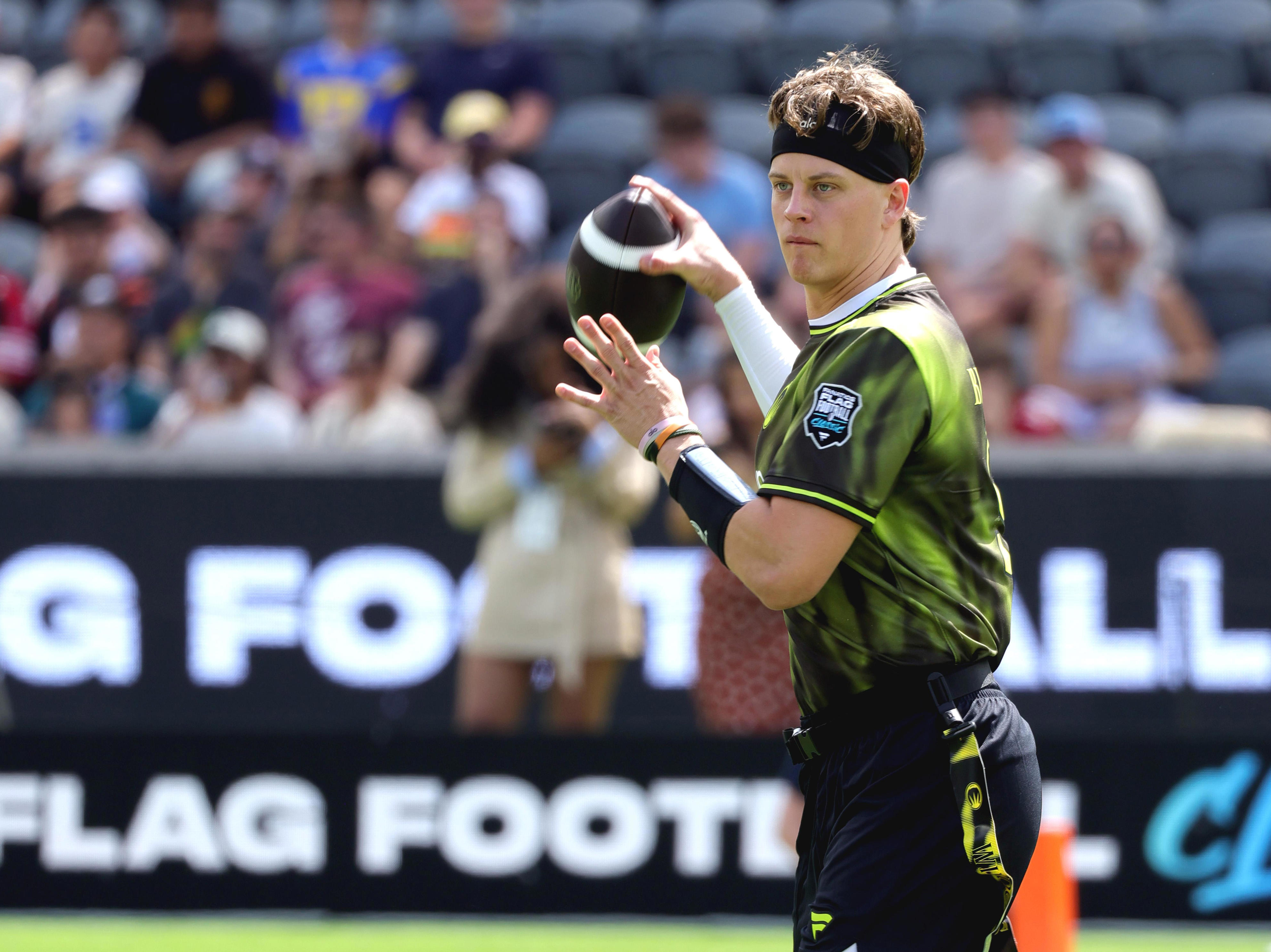 Larry Fitzgerald praises Joe Burrow’s commitment to greatness and love ...