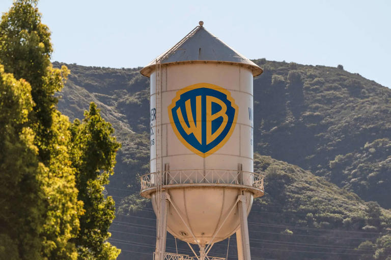 US regulators appear ready to approve Paramount's takeover of Warner ...