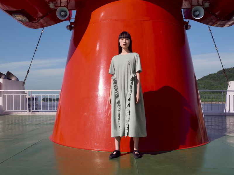 Uniqlo x Cecilie Bahnsen: „Eine Frau mit 21 kann meine Kleider genauso ...
