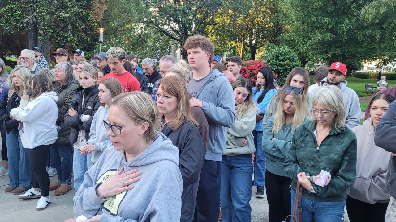 Washington state officials, Longview community come together amid ...