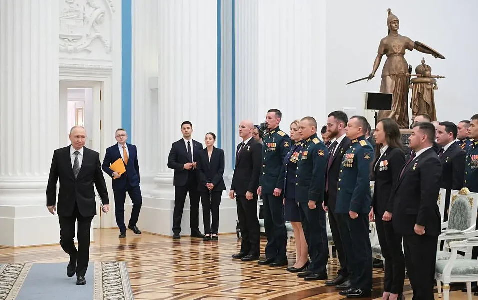 Putin offers debt relief to boost military ranks