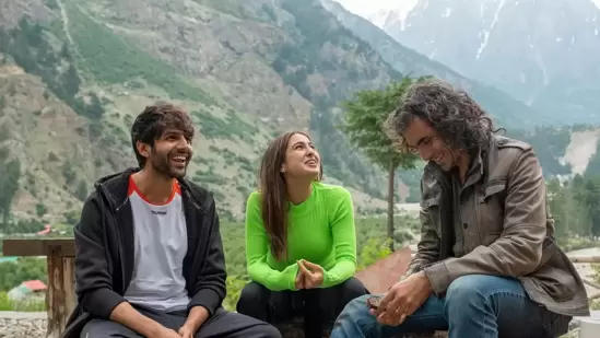 'Love Aaj Kal 2 was a useless experiment': Imtiaz Ali feels Kartik ...