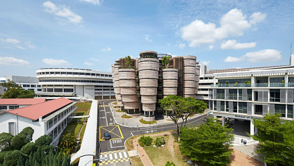 NTU's seed-sized robot switches surgical tools in under a second