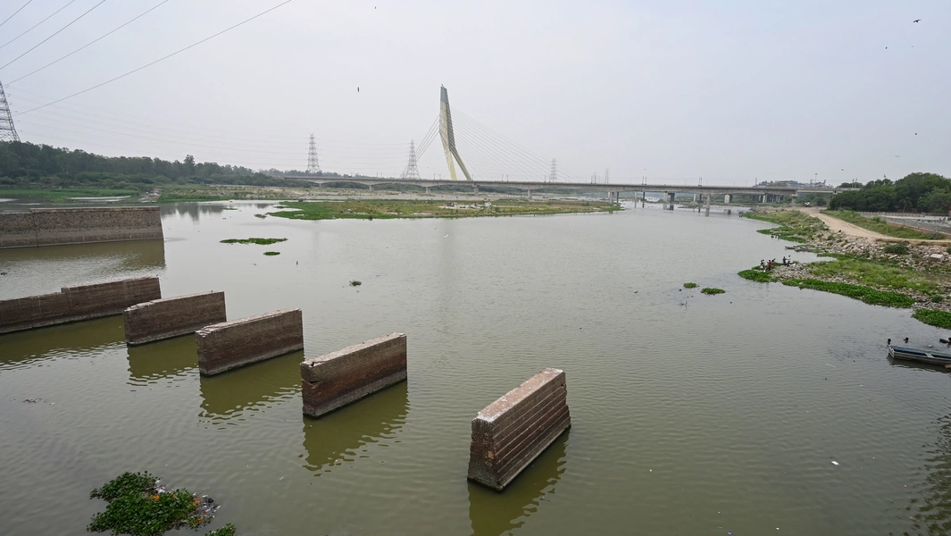 Yamuna dip triggers major water cuts across Delhi