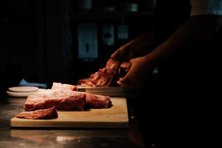 7 cara menyimpan daging kurban yang benar agar tahan lama