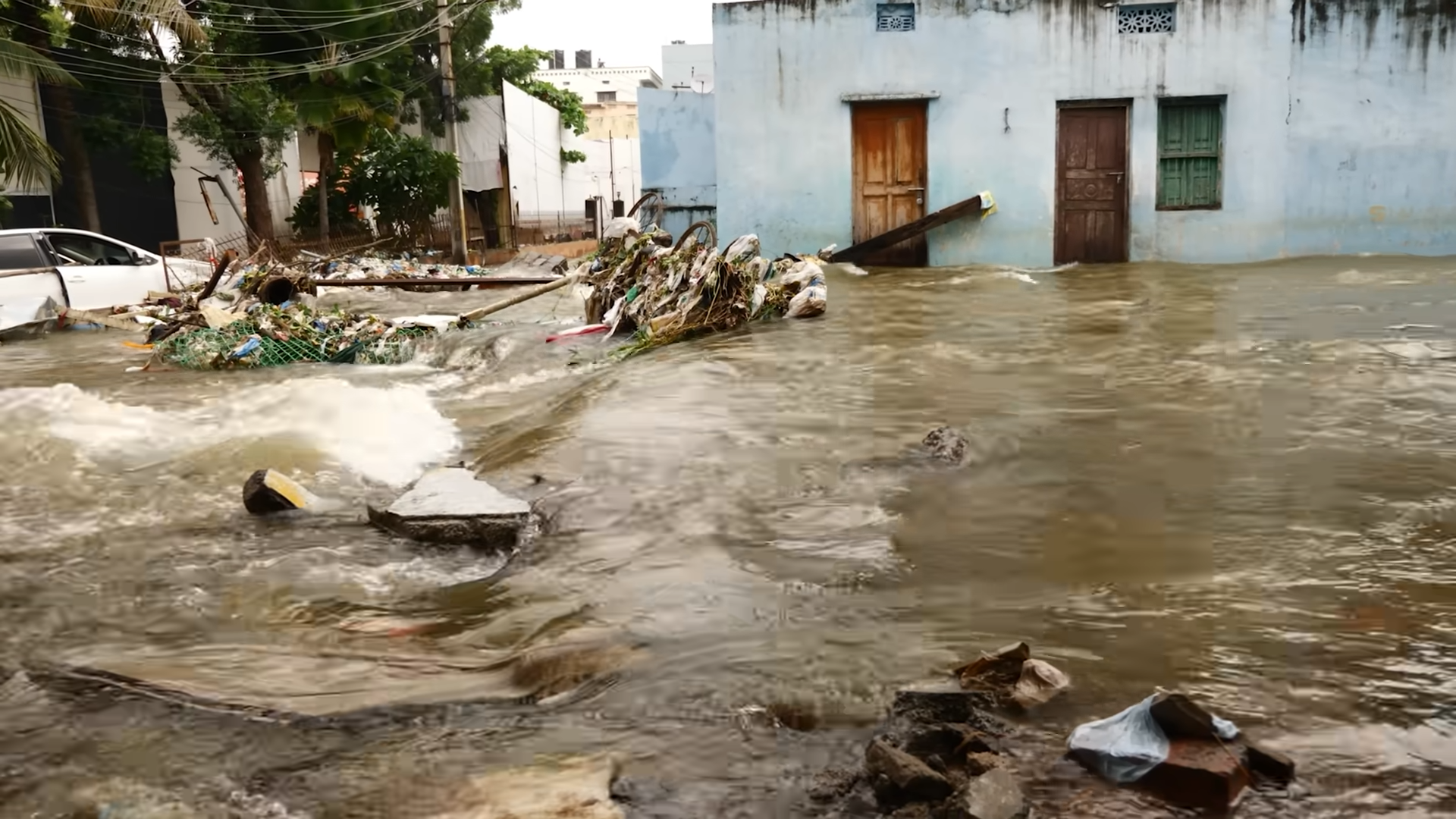 Spain was hit by a flood disaster - then 80,000 people took to the ...