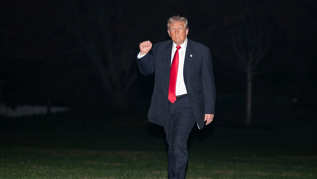 Polls show steep drop in public confidence in Trump’s health