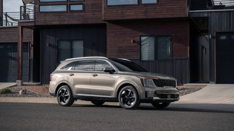 Forget the CR-V hybrid—this 3-row SUV gives you more for the same money
