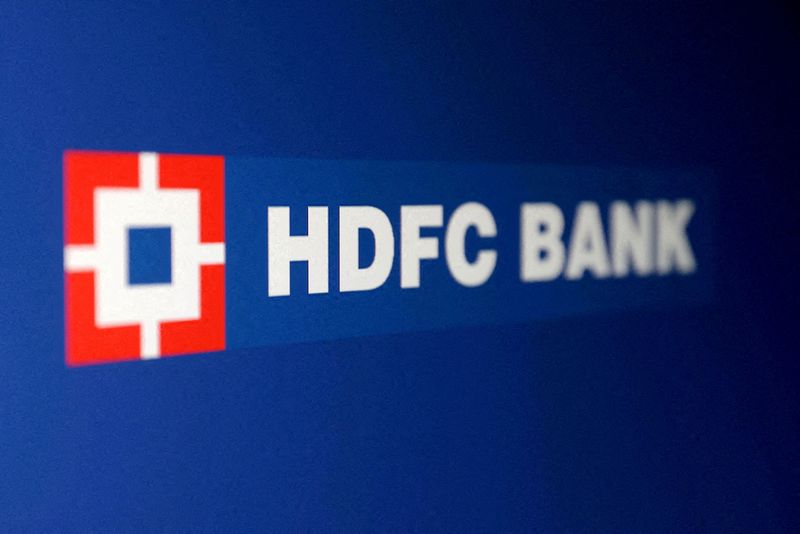 India's HDFC Bank falls on report of payments to attract big deposits