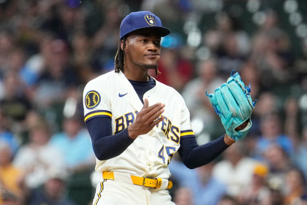 Brewers’ Abner Uribe celebrates with wild 'suck it' chop at Cardinals ...