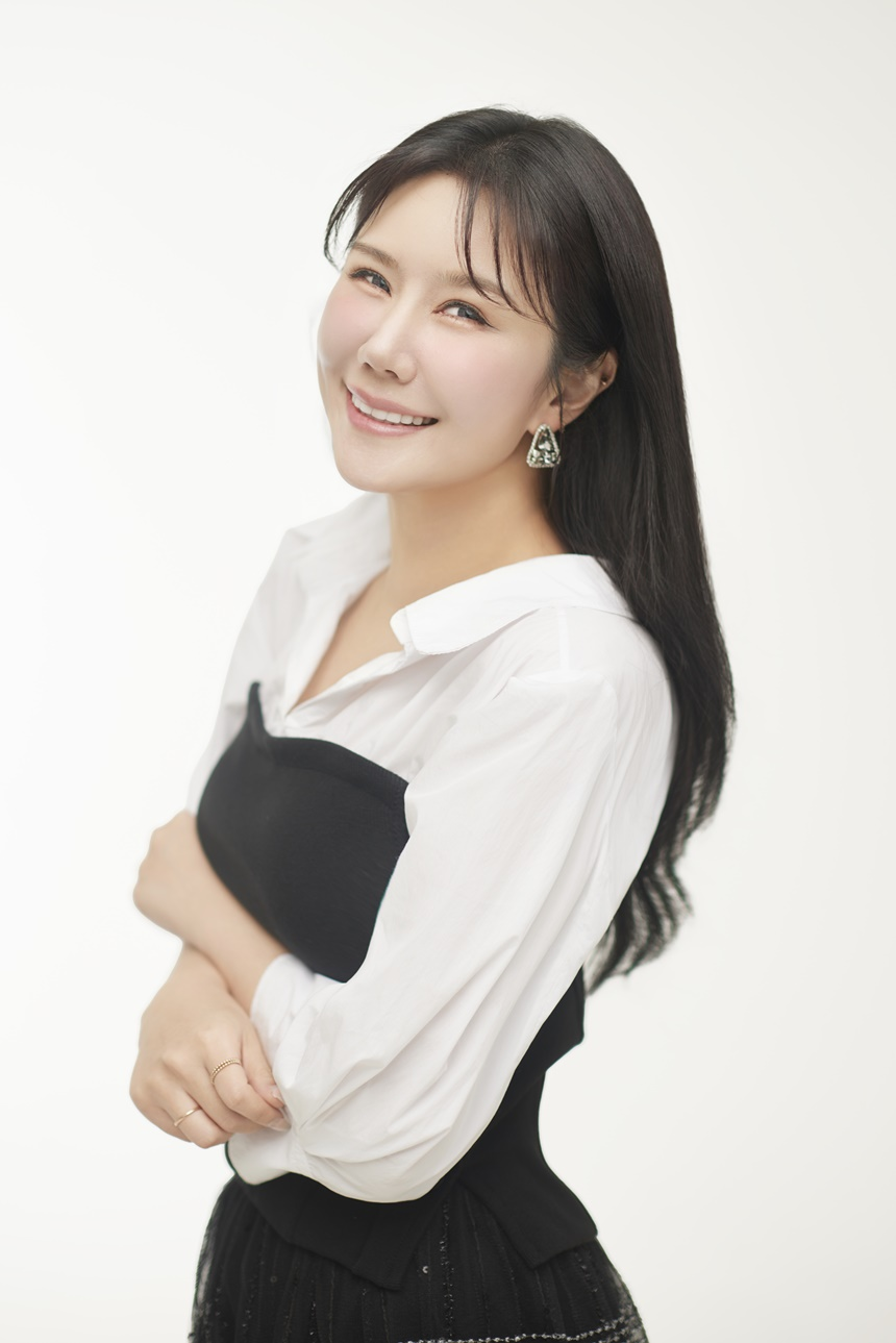 Jang Hani’s new song 'I Came Alone'