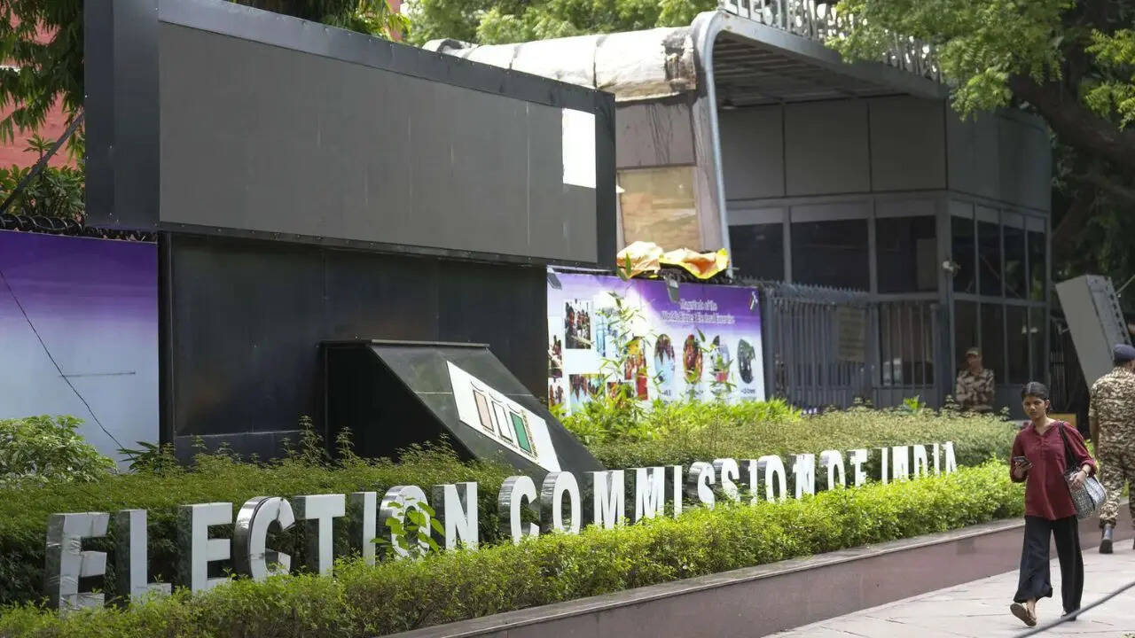 Delhi to begin special voter list revision from June 30, final roll on ...