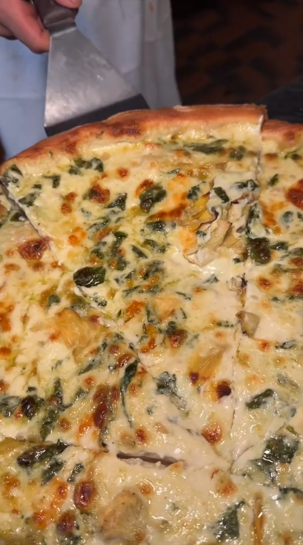 Creamy and delicious artichoke pizza in NYC