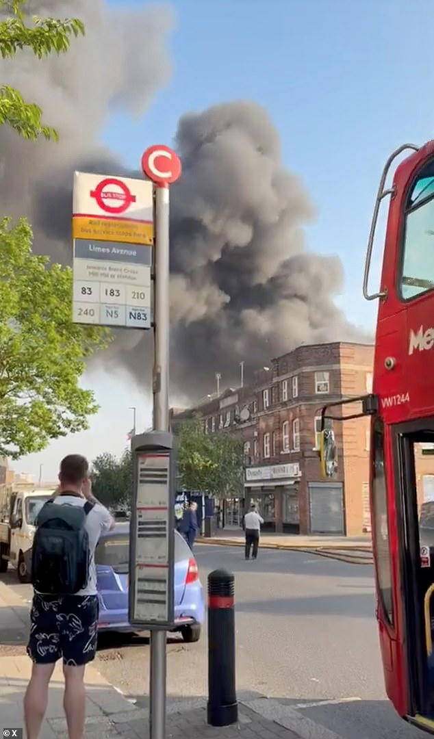 Massive fire breaks out at Jewish supermarket in Golders Green as 100 ...
