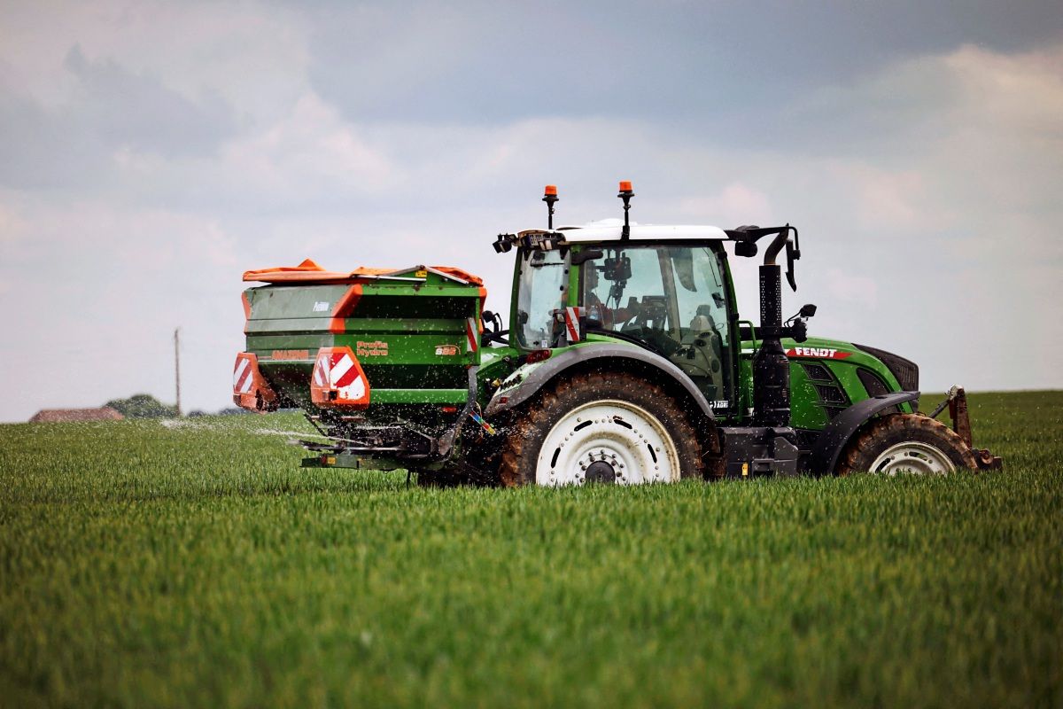 Ex-VW-Chef Diess will E-Traktor auf den Markt bringen