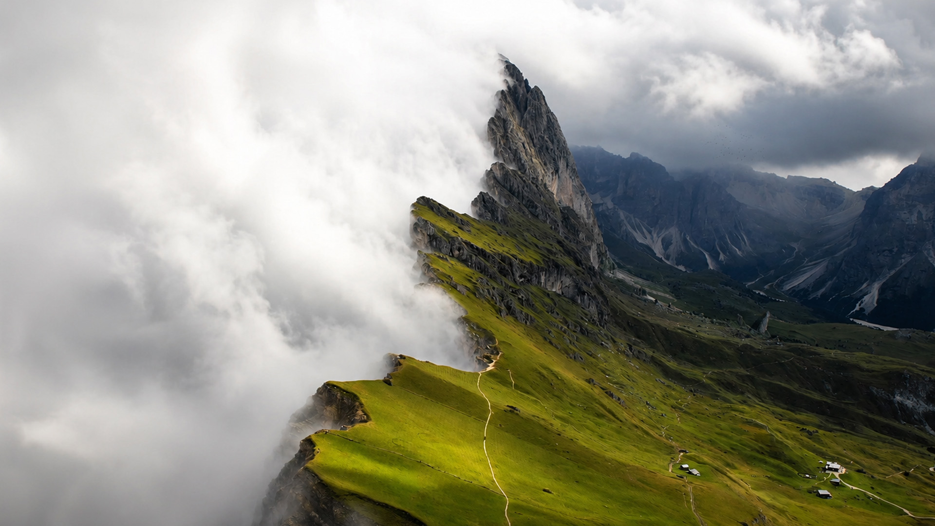 Zou jij langs deze afgelegen bergkam lopen?