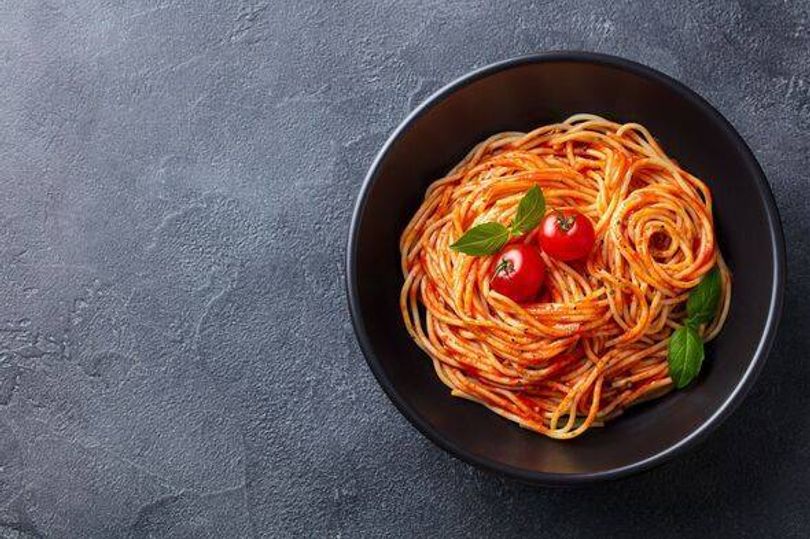 Stop boiling pasta in a pot – the one-pan frying pan method is quicker ...