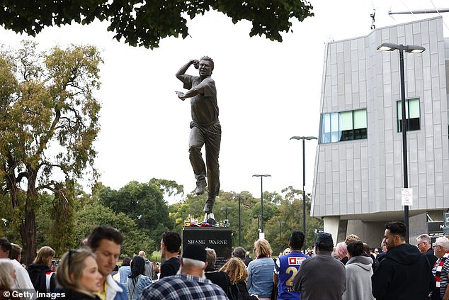 Radio star Tom Elliott says Neale Daniher doesn't deserve a statue at ...