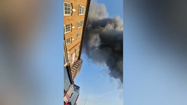 Watch: Huge plumes of smoke rise from kosher supermarket fire