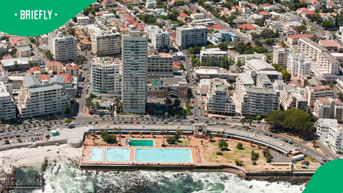Abandoned Cape Town Ritz Hotel sold hundrends of millions