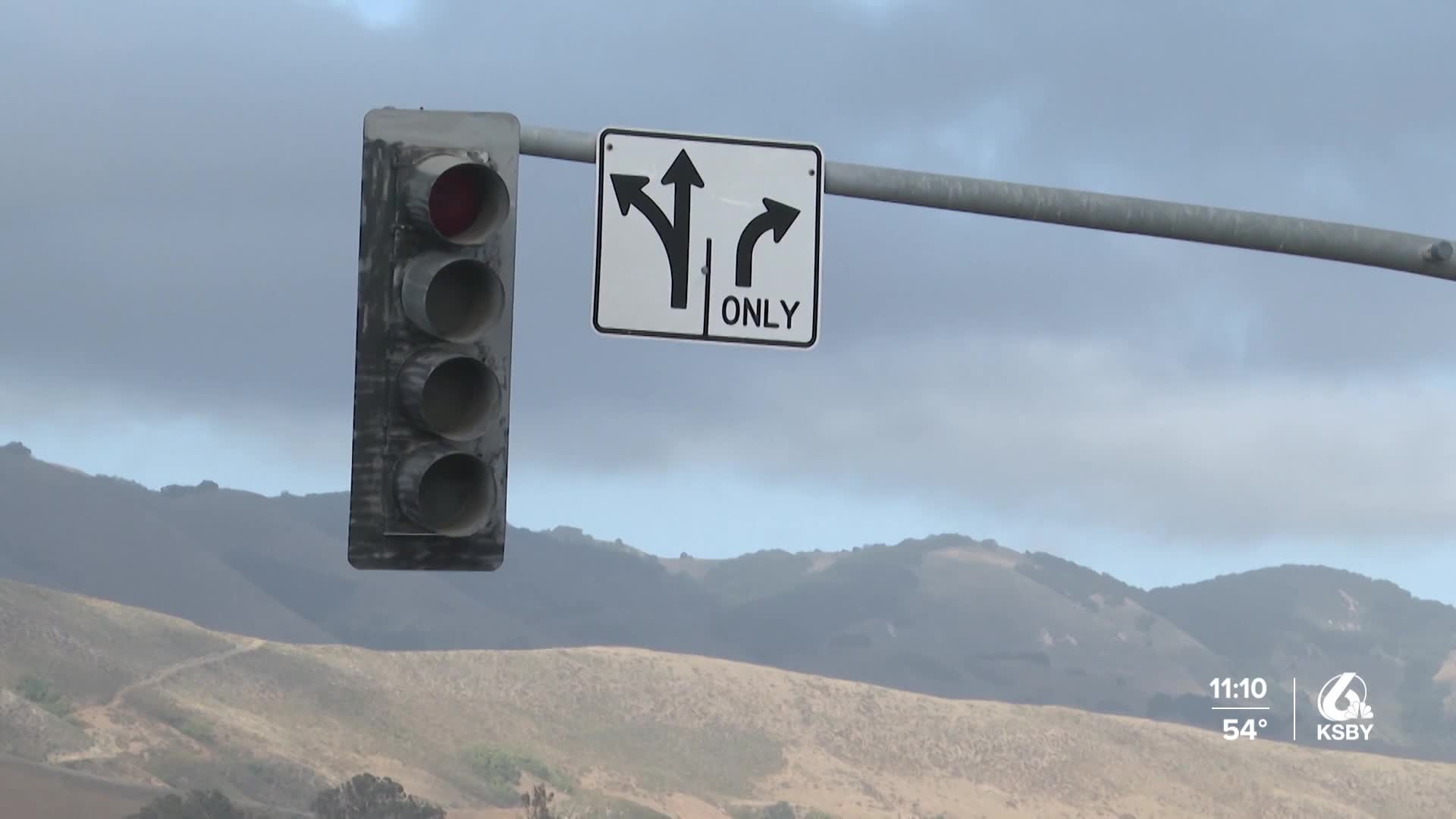 San Luis Obispo Broad Street signal out after crash