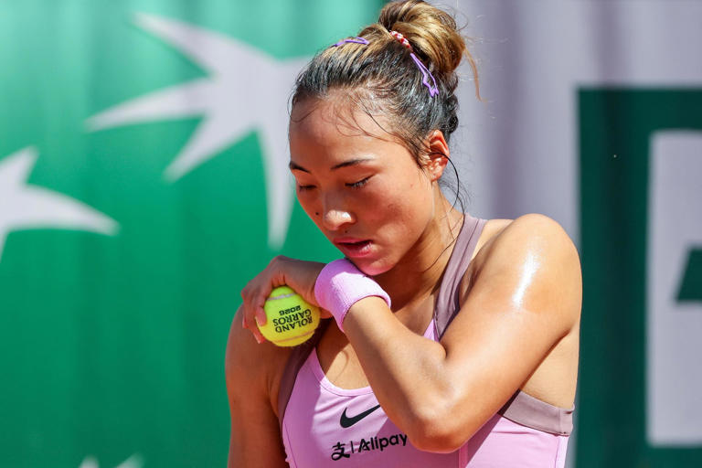 Zheng Qinwen is leaving top-100 for the first time since entering it in ...