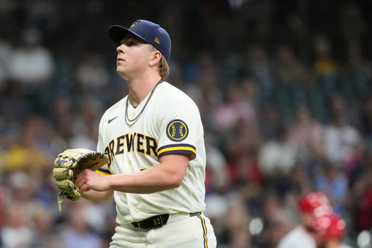 Mitchell hits a three-run HR to back Harrison's strong start as the ...