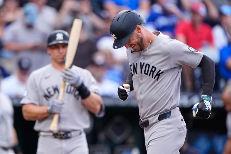 Yankees hit 6 homers, every starter has at least 2 hits for first time ...