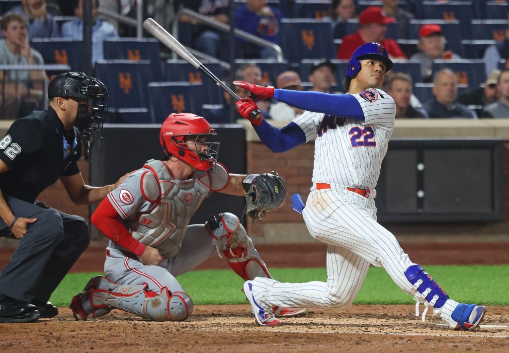 Mets flop in just about every way against Reds as losing skid hits five