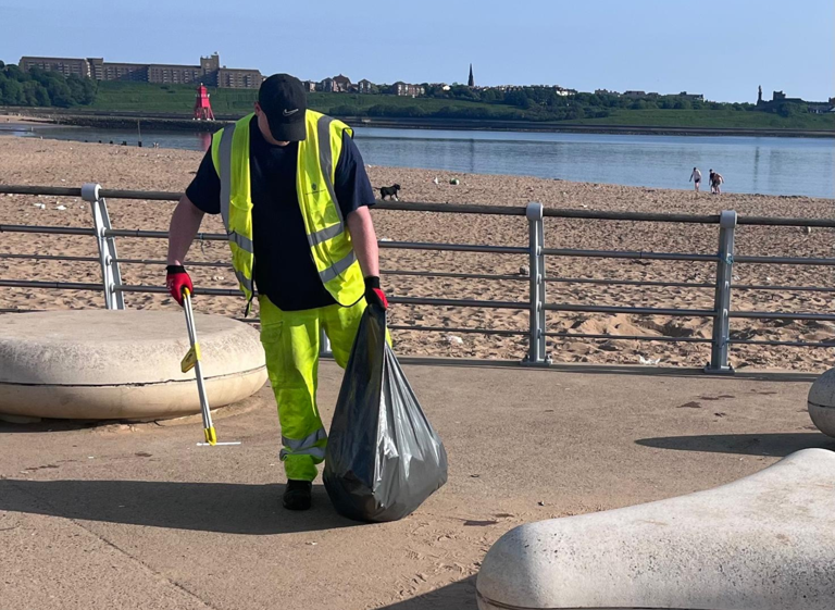 Five tonnes of rubbish removed from South Shields seafront following ...