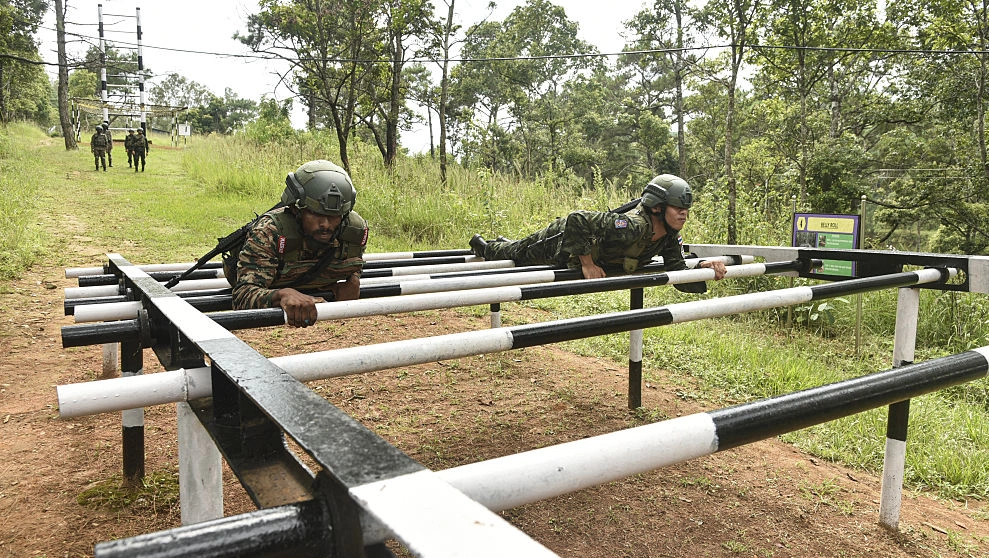 Indian Army pairs Rampur hounds with robotic dogs at PRAGATI 2026