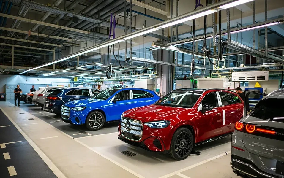 Mercedes-AMG GLC 53 swaps hybrid four-cylinder for six-cylinder power