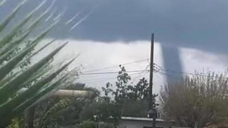 Tornado deja daños en Acuña, Coahuila