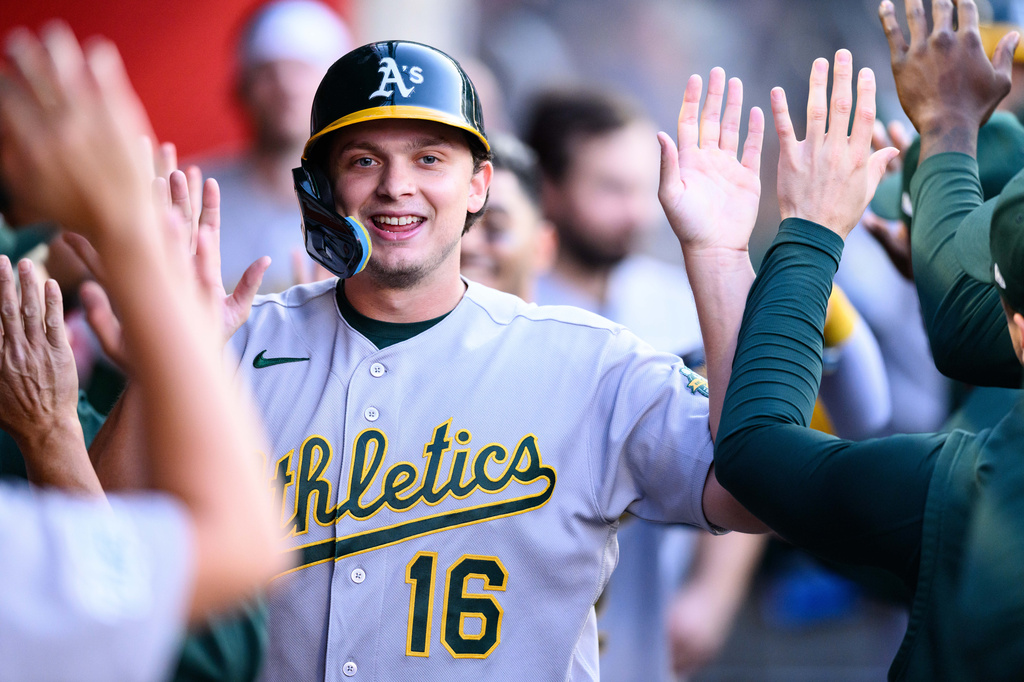 Athletics’ Nick Kurtz goes 0 for 4 as 48-game on-base streak ends, ties ...
